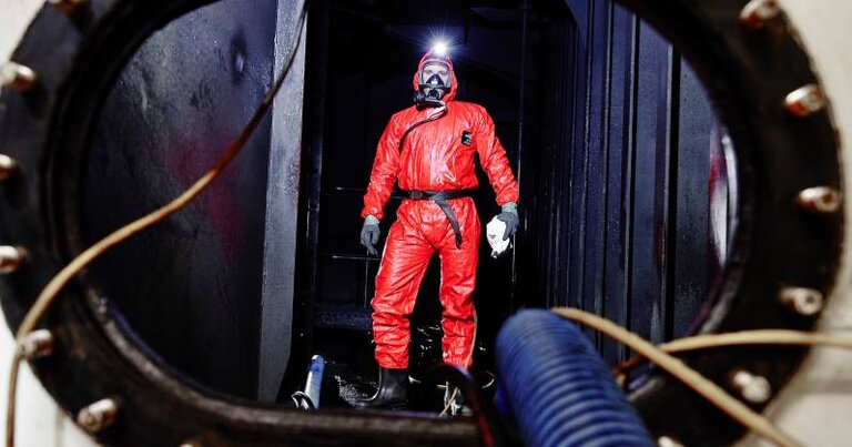 Your partner for industrial services // REYM